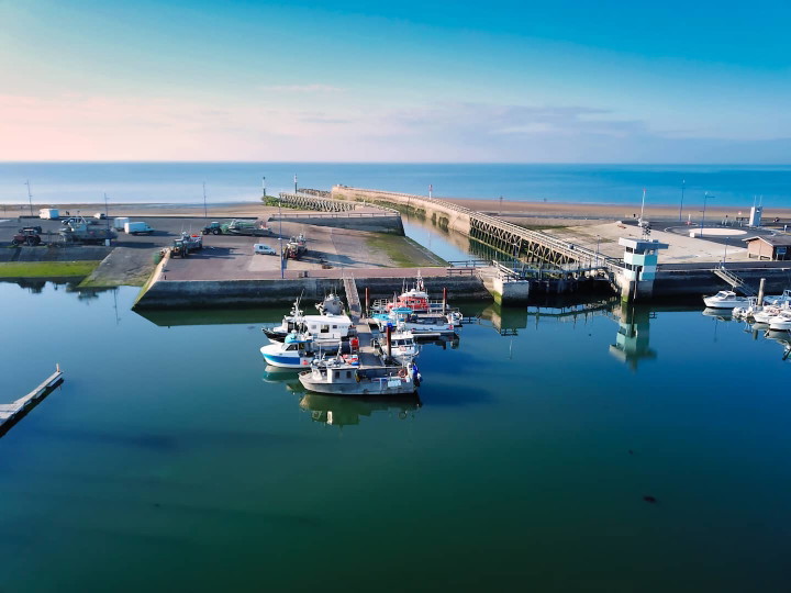 I-sea : Port, Mer, Confortable Et Intelligent. Apt. De Standing - Grandcamp-Maisy