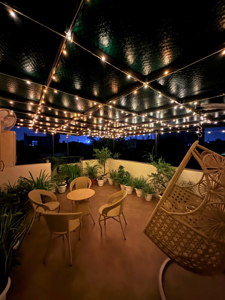 Cozy Terrace Stay | Near Yashobhoomi & Igi Airport - Gurgaon