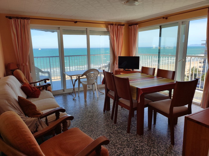 3-bedroom Apartment In Beachfront - Cullera
