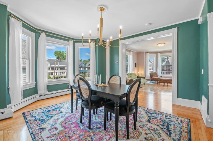 Newly Renovated Victorian Close To Salem - Massachusetts
