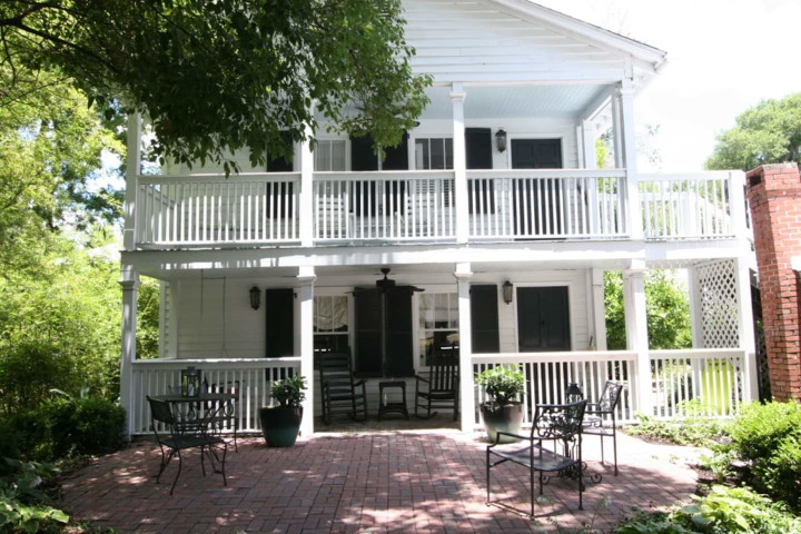 Historic Beaufort Carriage House (Wren's Nest) - Beaufort, SC