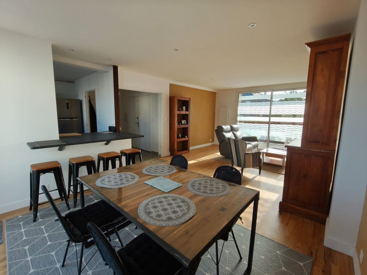 Appartement De 99m² Proche De La Mer Rénové, 3 Ch - Saint-Nazaire