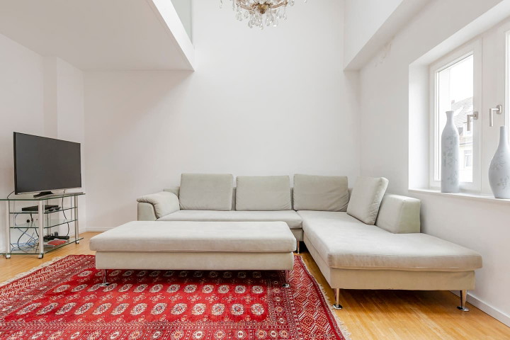 Luxuriöse 150qm Wohnung In Exklusiver Stadtvilla - Düsseldorf