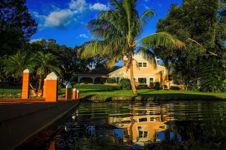 Lakefront Winter Haven Retreat: Hot Tub & Patio! - Winter Haven