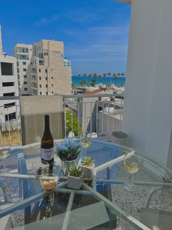 Sea View Penthouse - Zypern