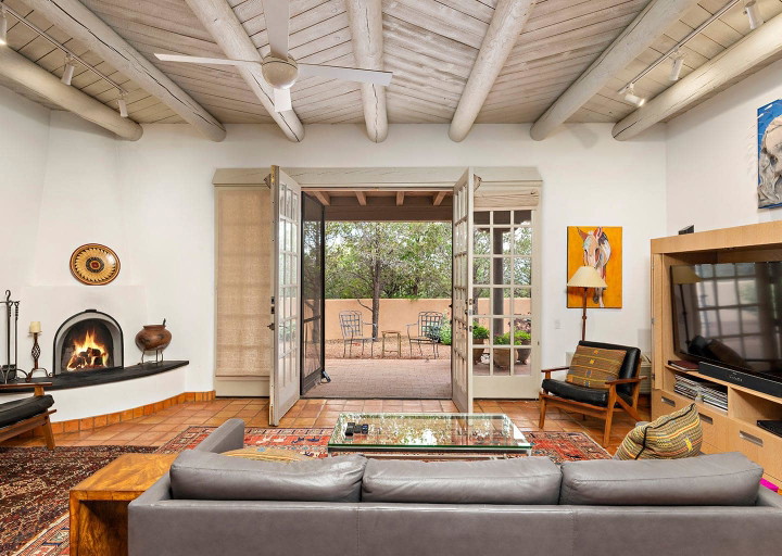 Quail Run 522 | Kiva Fireplace | Private Patio - Santa Fe, NM