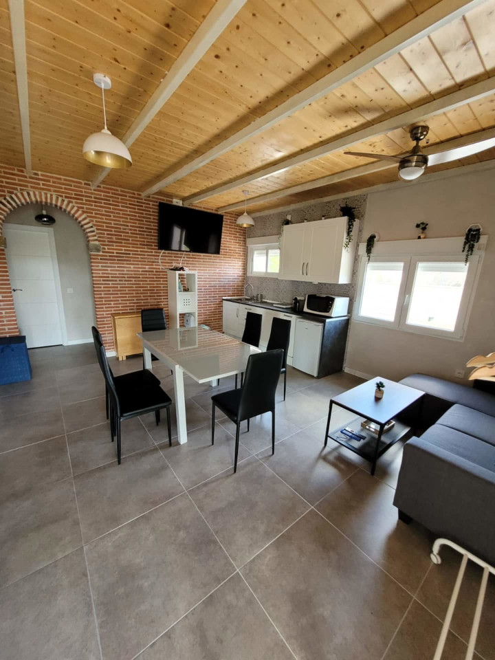 Casa En La Naturaleza Con Spa Y Amplio Patio. - Ávila