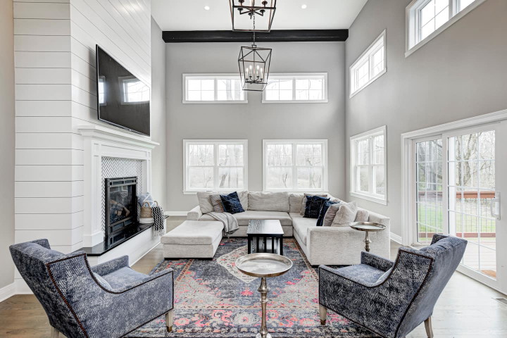 Executive Chic Farmhouse - Carmel, IN