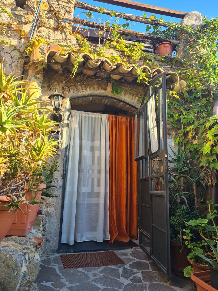 Casa Arancione Come Una Volta - Liguria