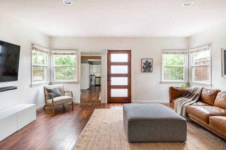 Modern Surf Bungalow | 5-min To Beach | 15 To Sofi - Los Angeles