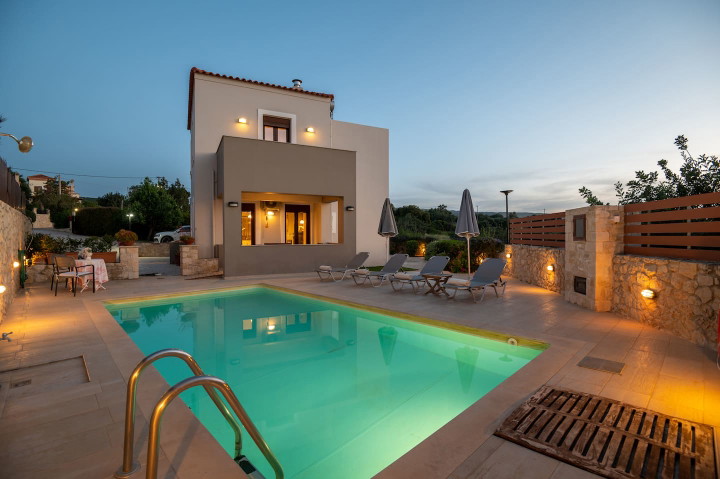 Spacious Modern Villa With Pool And Amazing View! - Yunanistan