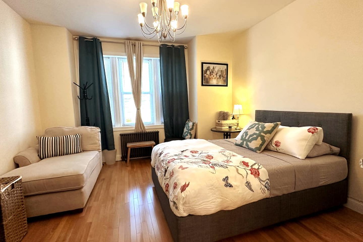 Manhattan Marvel: 2br Oasis In West New York, Nj - New York