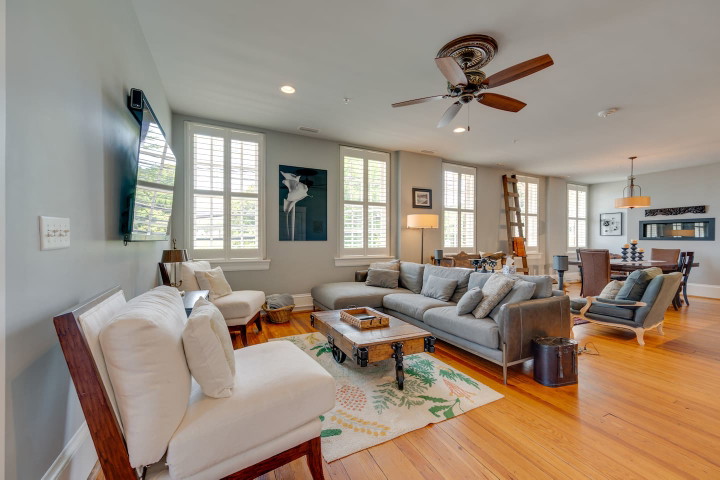 Downtown Winston-salem Condo W/ Private Library! - Winston-Salem, NC
