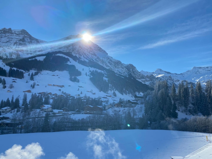Charmante 2-teilige Wohnung Mit Aussicht - Lenk