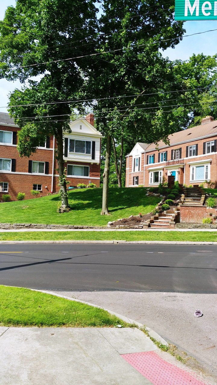Trendy One Bedroom - Akron, OH