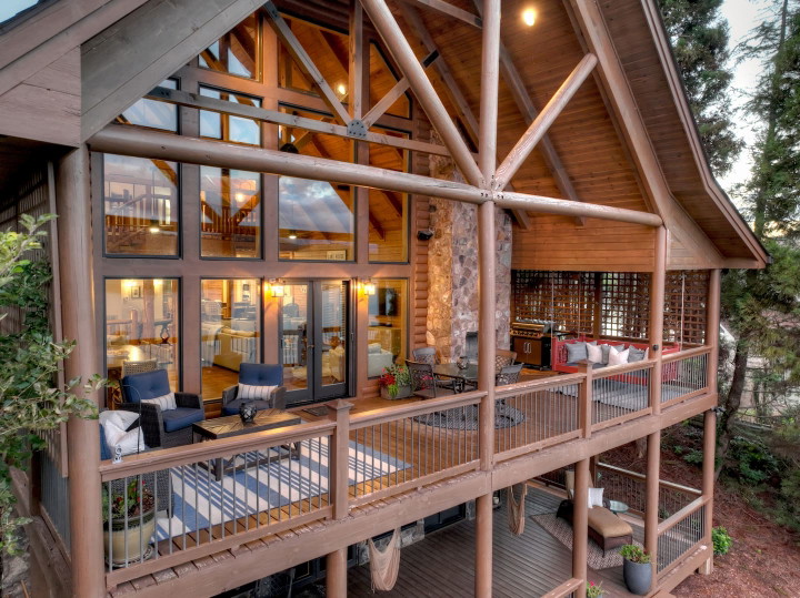 Amazing Sweetwater Lodge - Custom Lakefront Home! - Murphy, NC