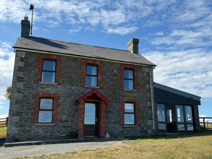 Country Cottage With Stunning Sea Views - Wicklow