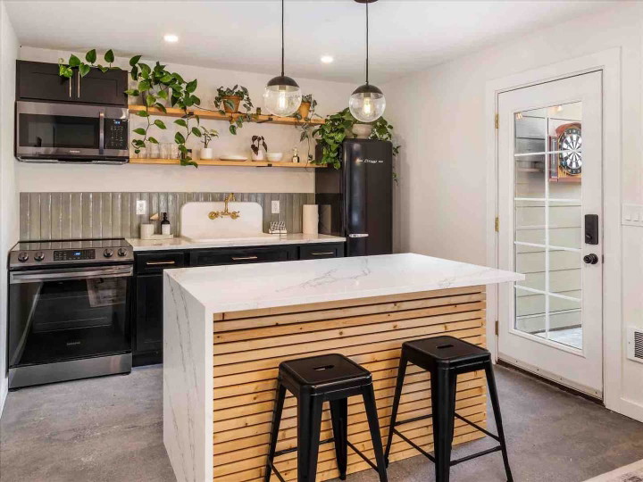 The Sydney House ~ Hot Tub ~ Downtown ~ Walkable - Snoqualmie, WA
