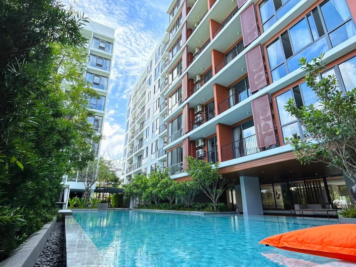 Modern 1 Br/queen Bed/bts Ekkamai/sukhumvit/pool - Bangkok