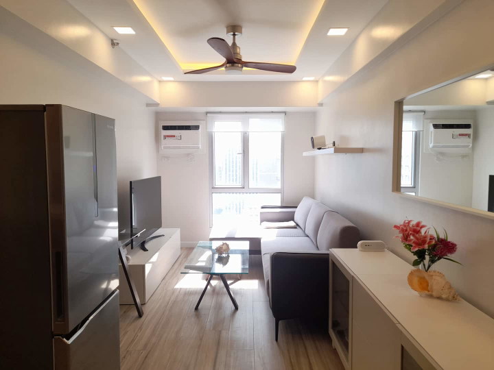 Modern And Central - 1-bedroom Unit Cebu It Park - フィリピン セブ
