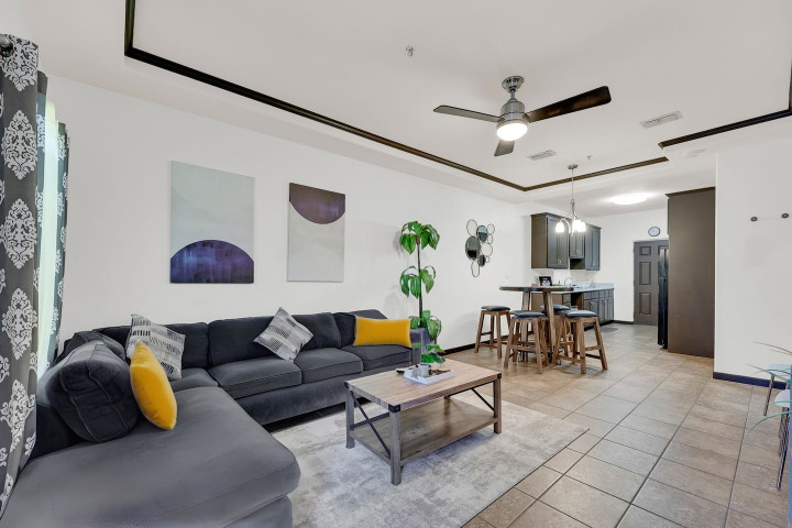 Spacious 2br | Central | King Bed  Bbq  Parking - McAllen, TX