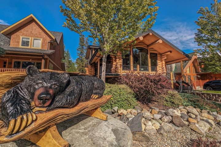 Luxury Log Chalet - Walk To Ski, Golf & Dining - Kimberley
