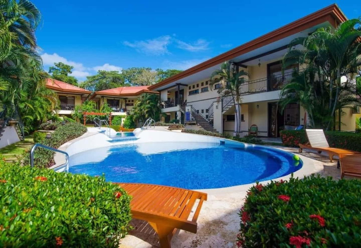 Tranquil 2bd At Corteza  Pools  Bbq  Walkable - Costa Rica