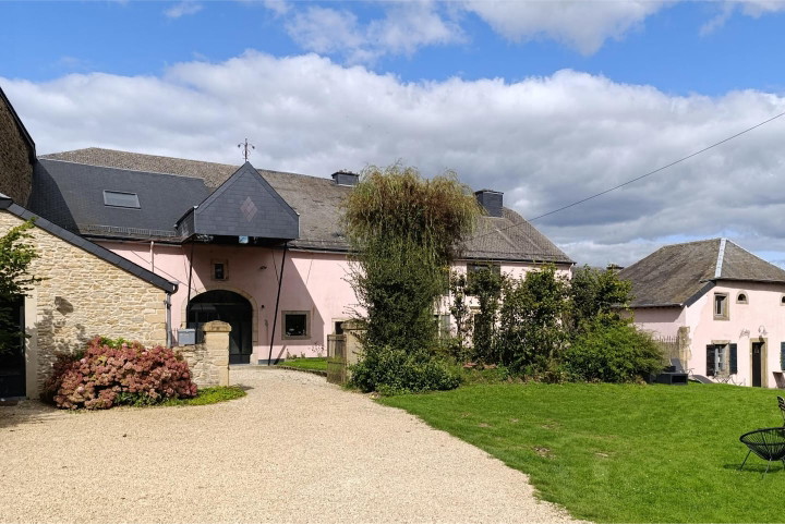 Au Petit Bercail - Le Loft - Gîte Pour 4 Personnes - Florenville