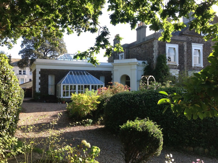 Charming Self-contained  Flat In Historic House - Hastings
