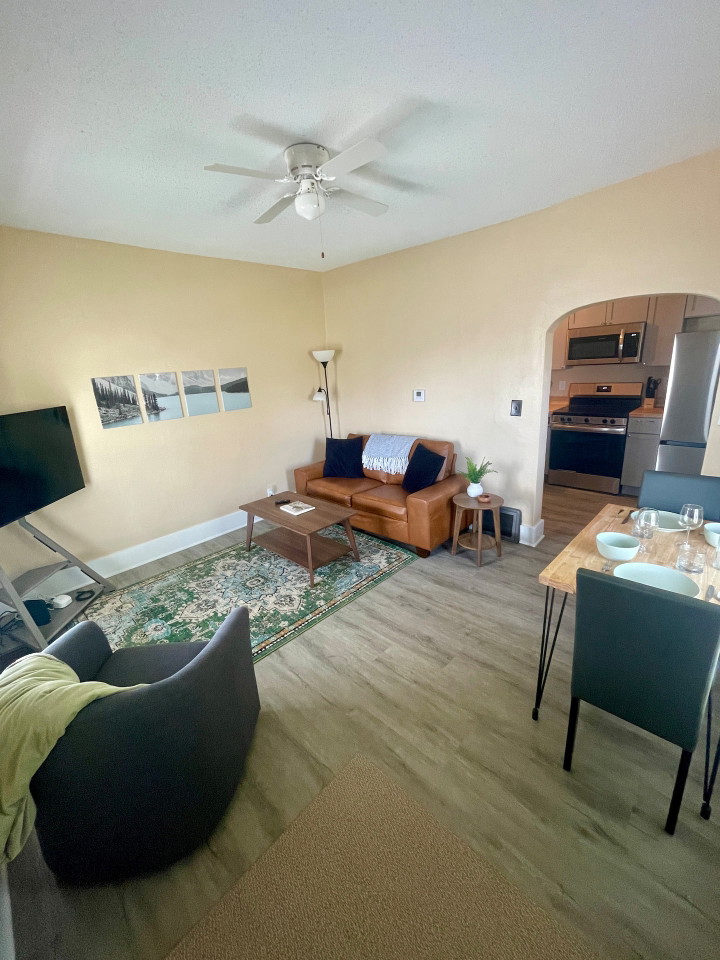 Cozy & Cute - Fully Updated Home In Cedar Rapids - シーダー・ラピッズ, IA