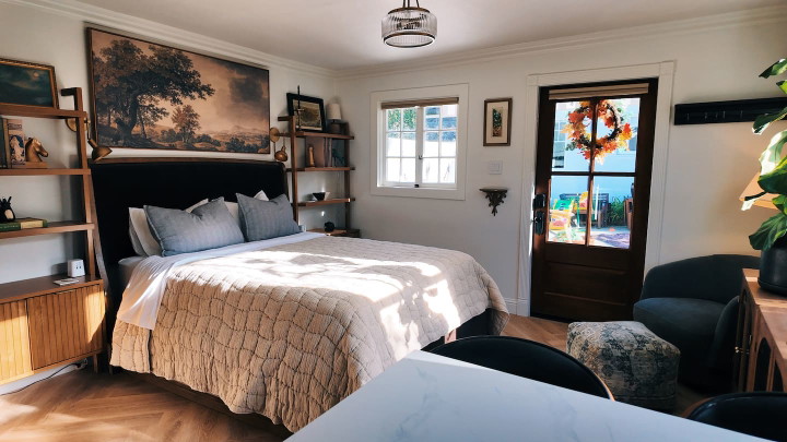 Sunny Private Escape | Gated, Peaceful & Safe - Millbrae, CA
