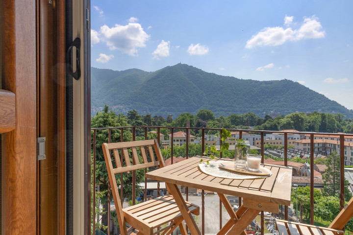 Charmant Appartement Avec Parking Gratuit - Cernobbio
