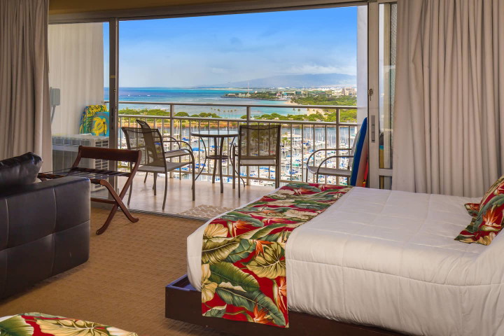 Ilikai 1927 Ocean / Sunset / Marina Views 2 Double Beds, Sofa Bed - Kailua, HI