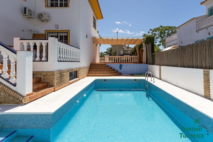 Chalet Con Piscina Privada Y Playa A 7 Min Andando - Huelva