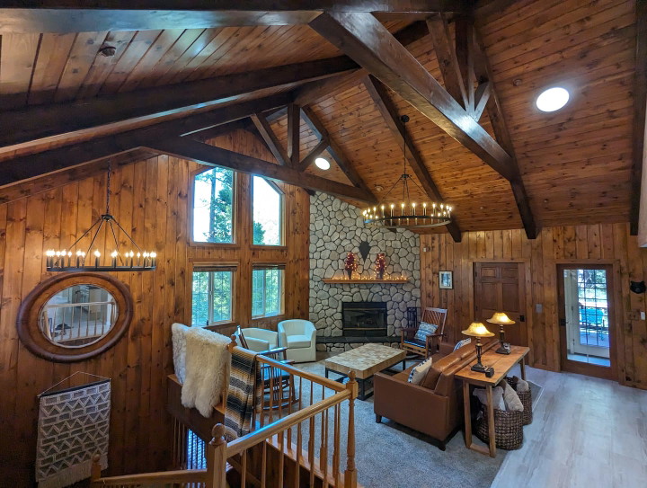 Cabin W/ 4 Insuites & Tree House - Lake Arrowhead, CA