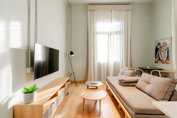 Grey | Studio Apartments Downtown Alexandria Mn - Aleksandria