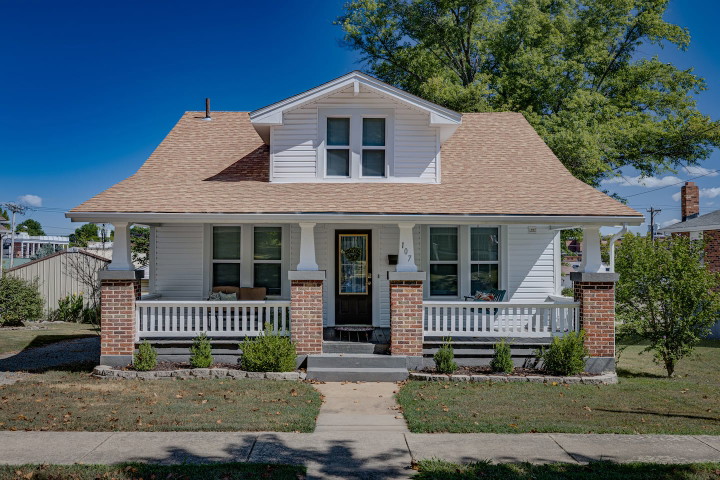 Sweet Magnolia House Sleeps 8-large Fenced Yard - Farmington, MO