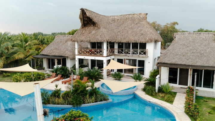 Jumeirah Beach House | Paraíso Frente Al Mar - Guatemala