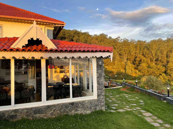 4 Bhk New Villa | Ooty |Magnificent Views |W/brkft - Coonoor