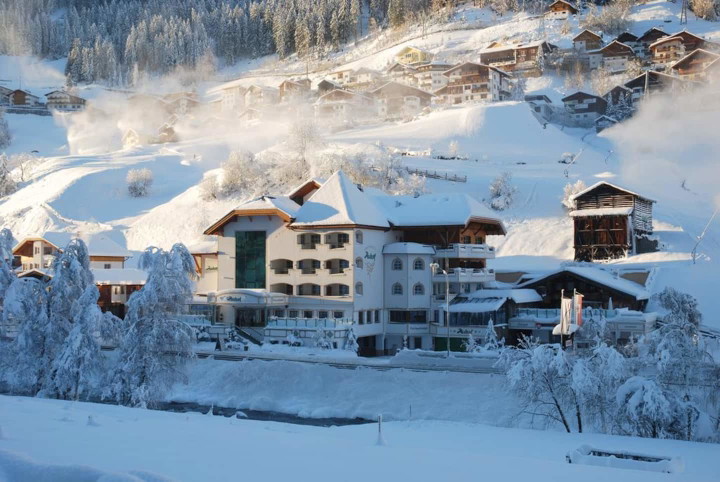 Doppelzimmer Mit Schlafsofa & Trennwand Im Auhof - Ischgl