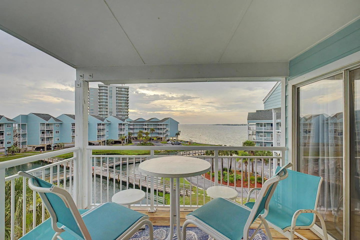 Baywatch F10 - Gulf Breeze, FL