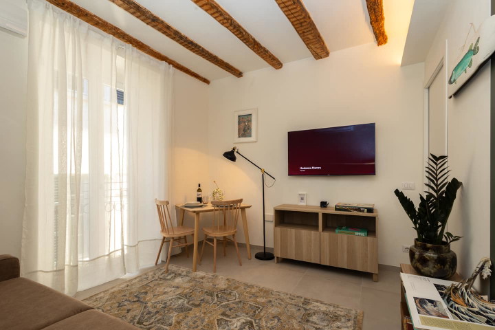 Studio 35  Design And Character In The Heart Of Como - Como
