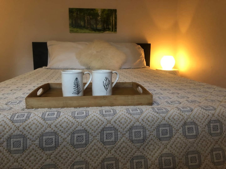 Cozy In House Guest Room/bookable Sauna 5 Min Walk - Bowen Island