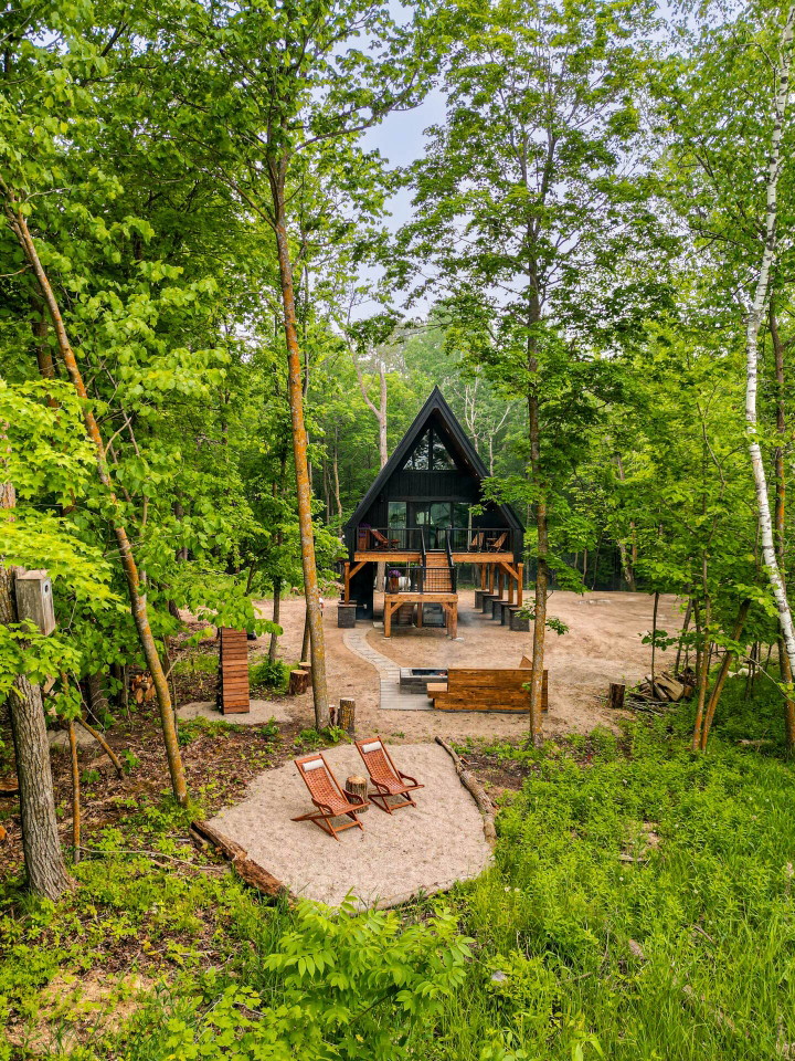 Secluded A-frame Treehouse - États-Unis
