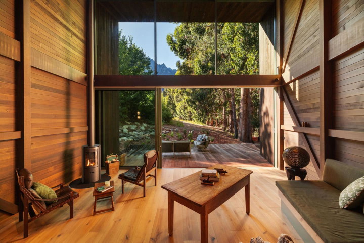 Picked By Ah&g As A Top Airbnb To Stay At In Qt! -