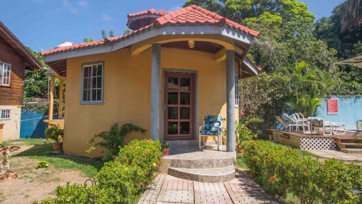 One Bedroom And One Bath Studio - Honduras