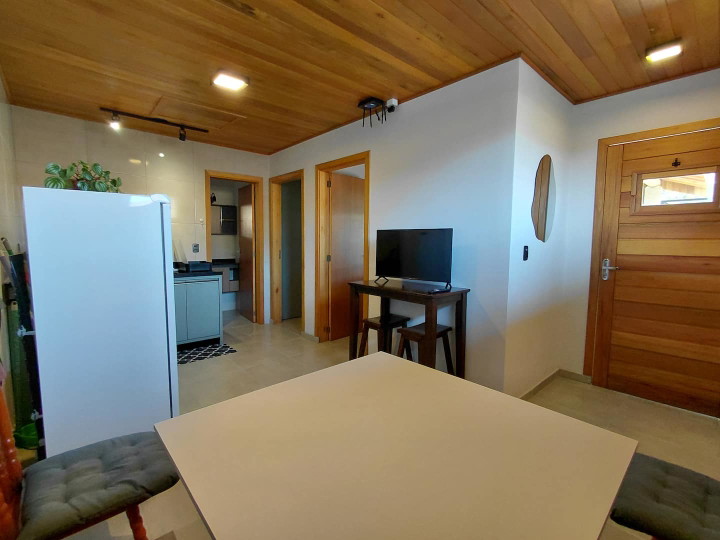 Casa Cidade: 2 Quartos, Cozinha, Garagem Coberta - Urubici