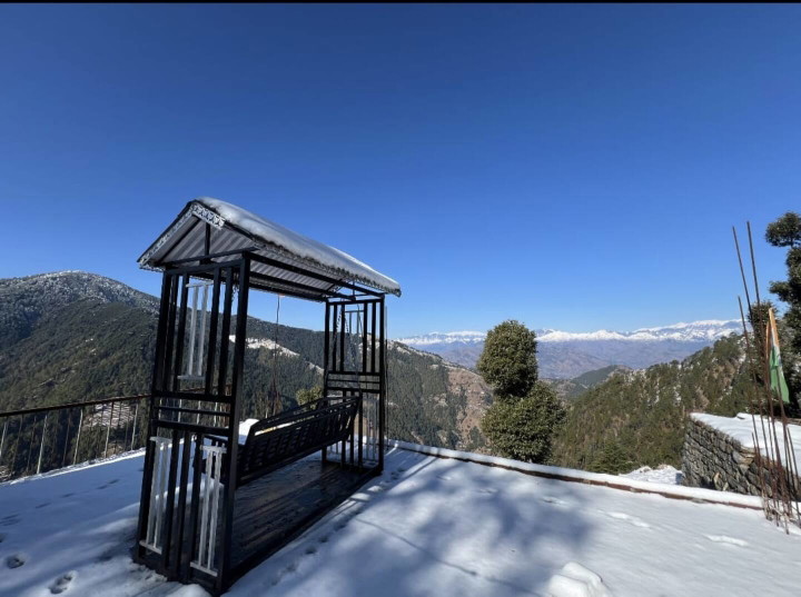 Khajjiar Homestay | Mountain View Cozy Retreat - Chamba
