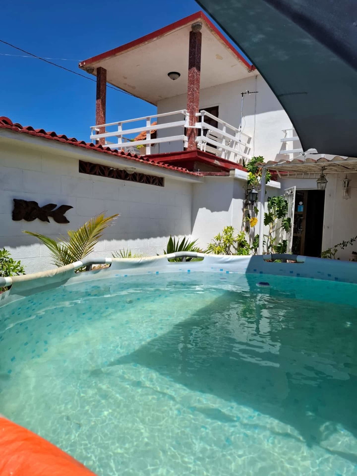 Meerblick-wohnung Mit Pool  600m Zum Strand - Havana