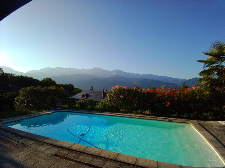 Très Grande Maison Avec Piscine Vue Imprenable - Crolles